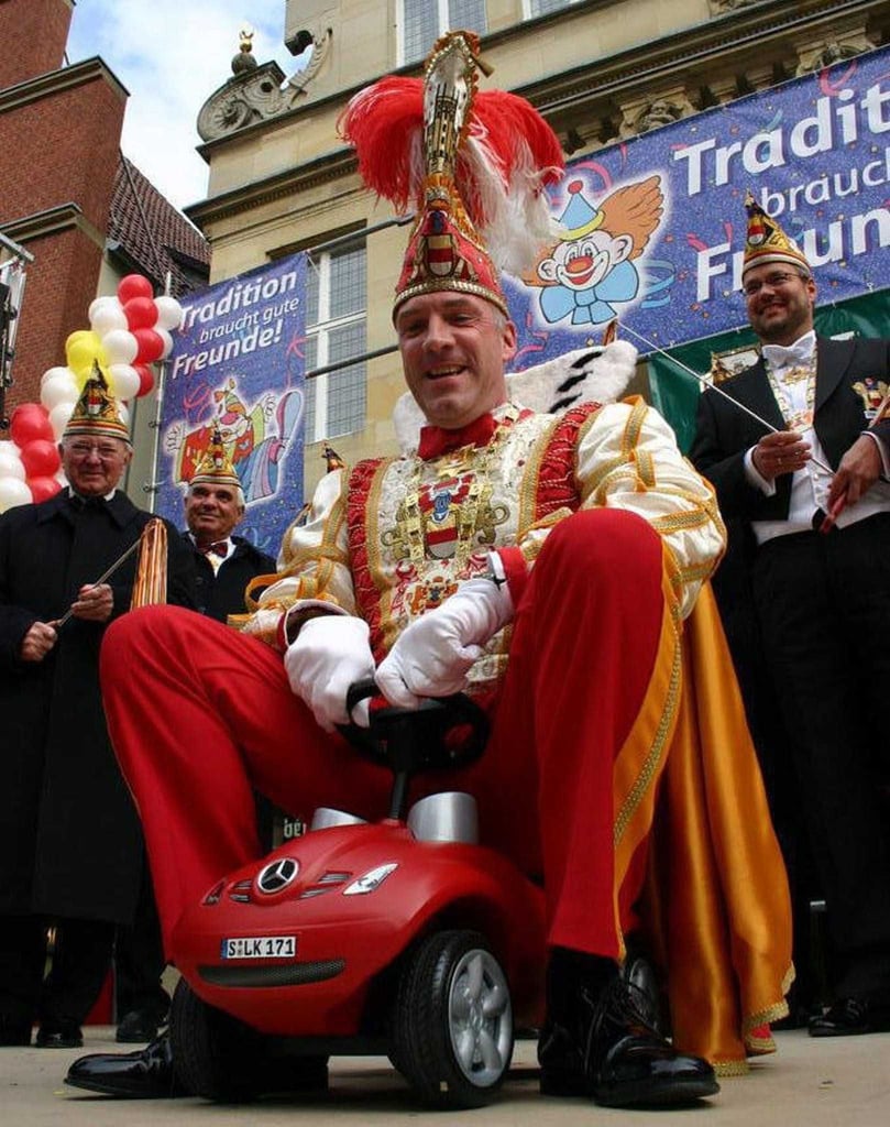 Karneval in Münster: Zweiter Anlauf aufs Rathaus für Prinz Mario I.