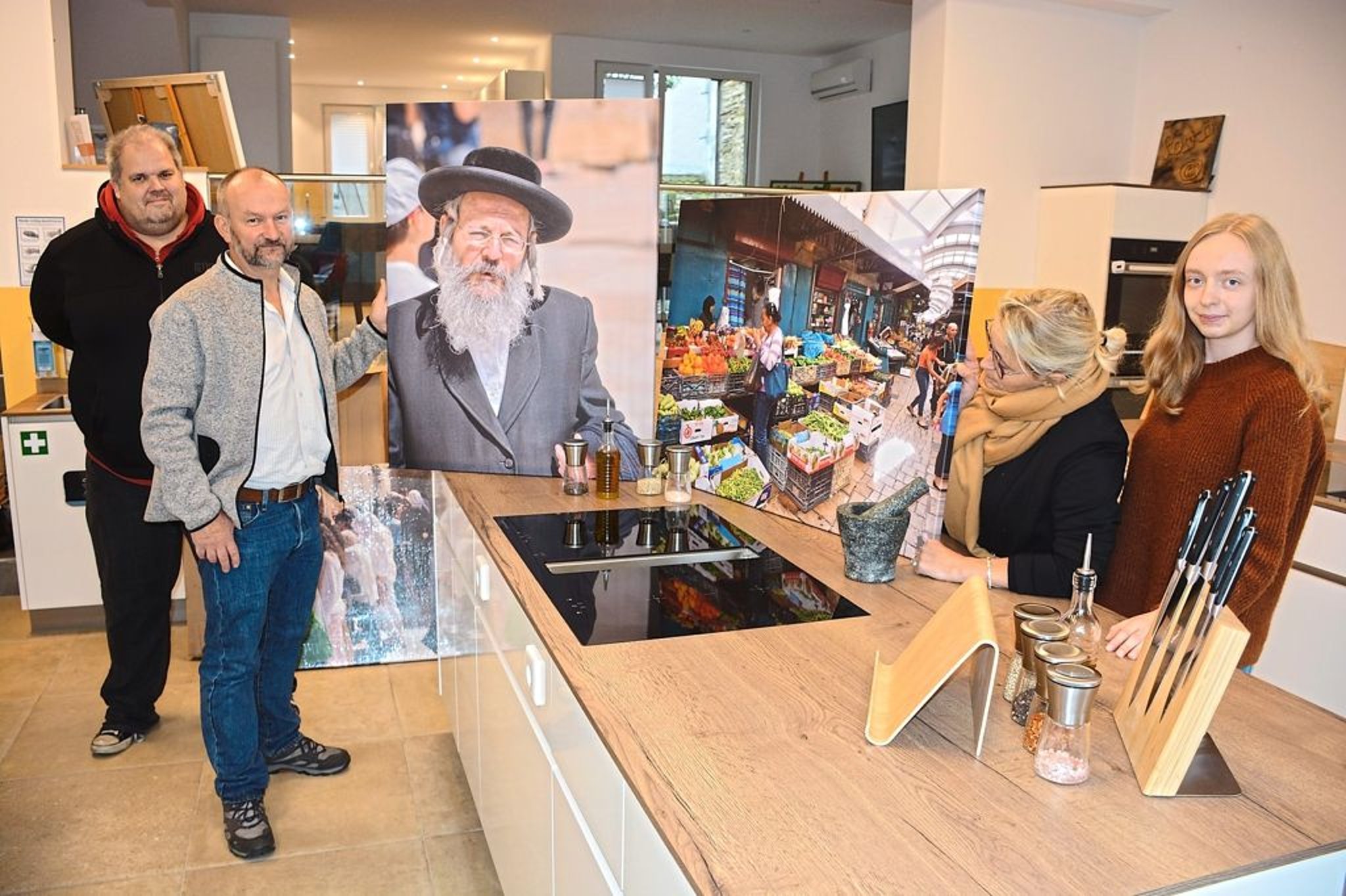 „Welcome Israel“ in Bild und Topf