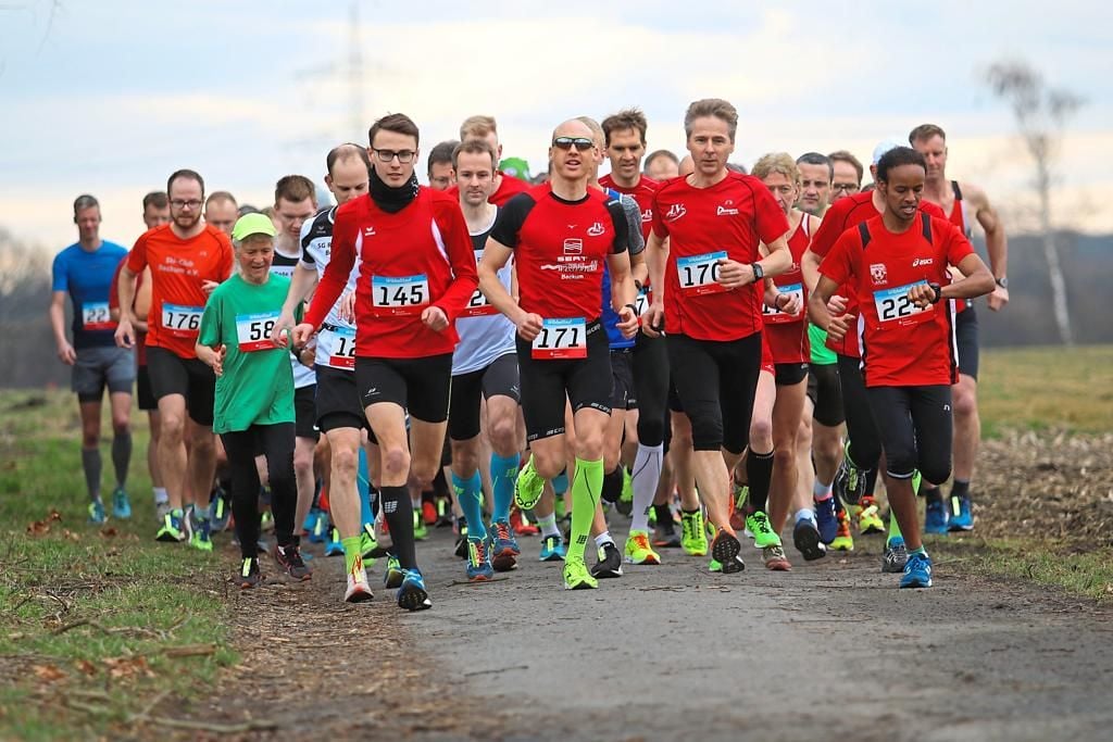 Leichtathletik: 26. Volks- und Straßenlauf „Rund um die Wibbeltkapelle ... Leichtathletik: 26. Volks- und Straßenlauf „Rund um die Wibbeltkapelle ...