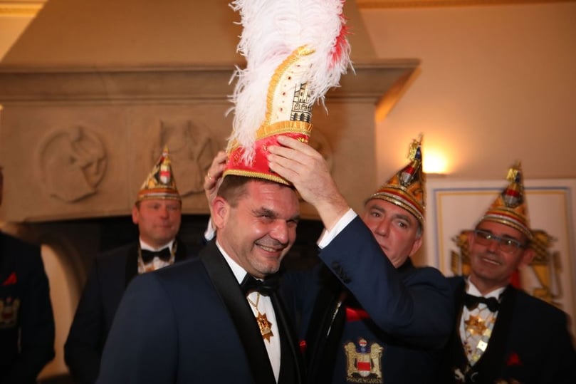 Mit „Super-Mario“ ist endlich wieder ein Prinz im Rathaus