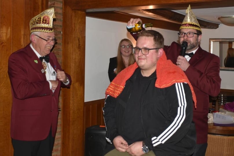 Trubel mit gebremstem Schaum