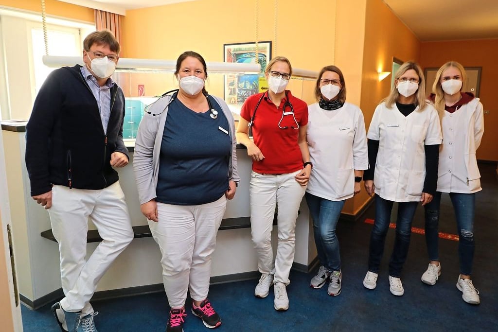 Fachangestellte am Booster-Limit