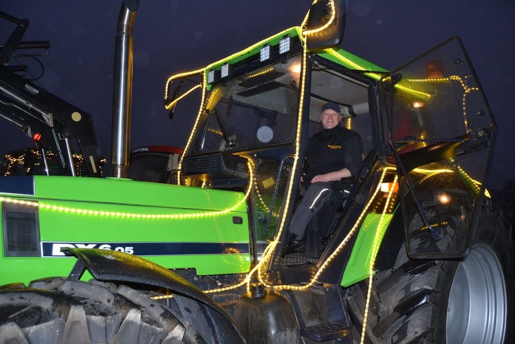 Traktoren-Lichterfahrt durch Schloß Holte-Stukenbrock - die Fotos