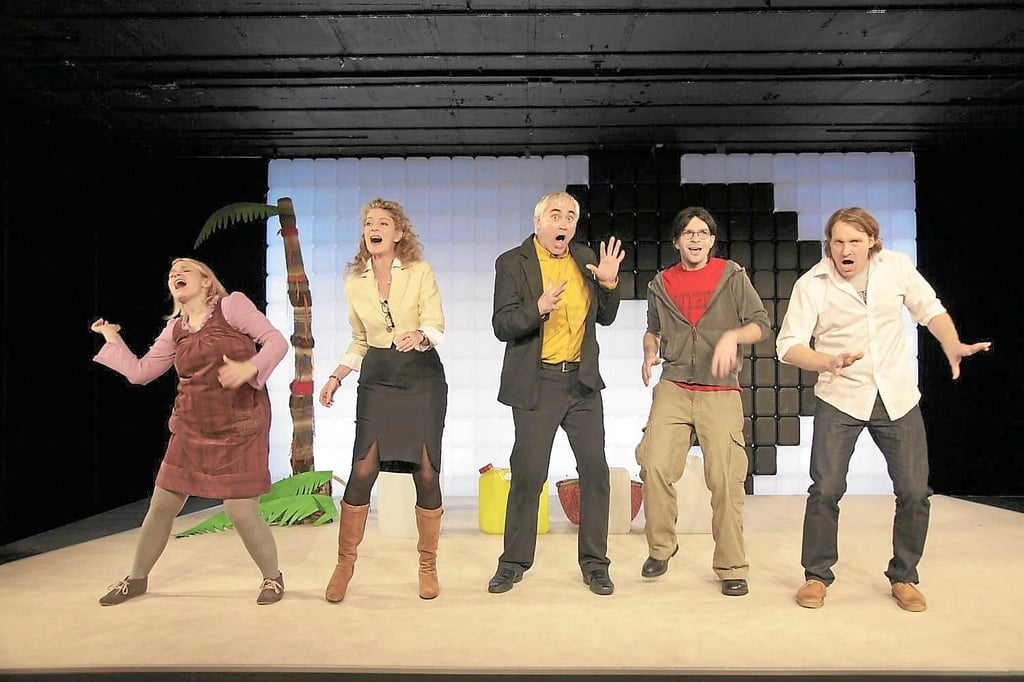 Ingrid Lausunds kabarettistisch-moralisches Stück „Benefiz“ in Münsters ...