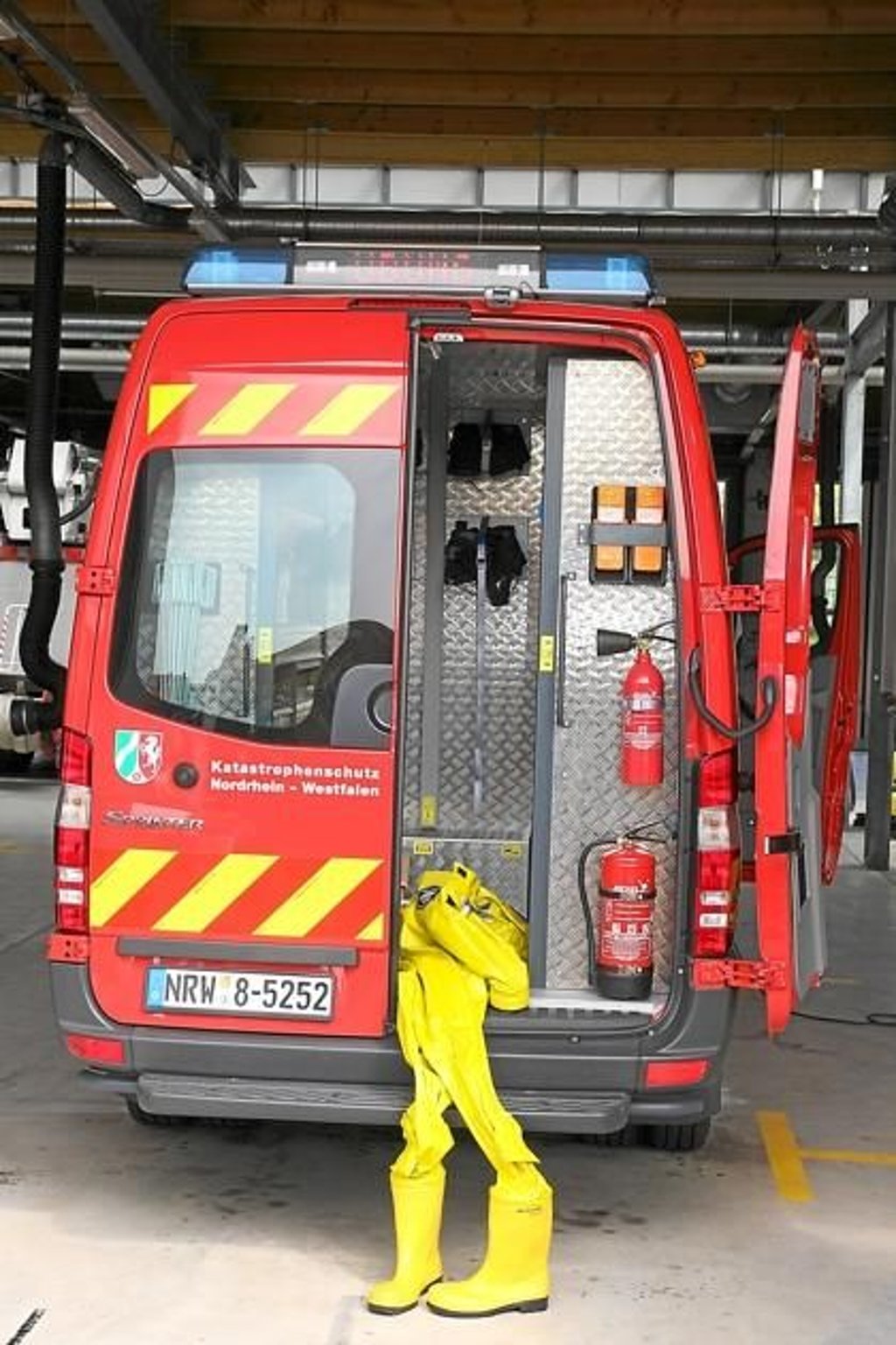 ABC-Erkunder fühlt und schnüffelt