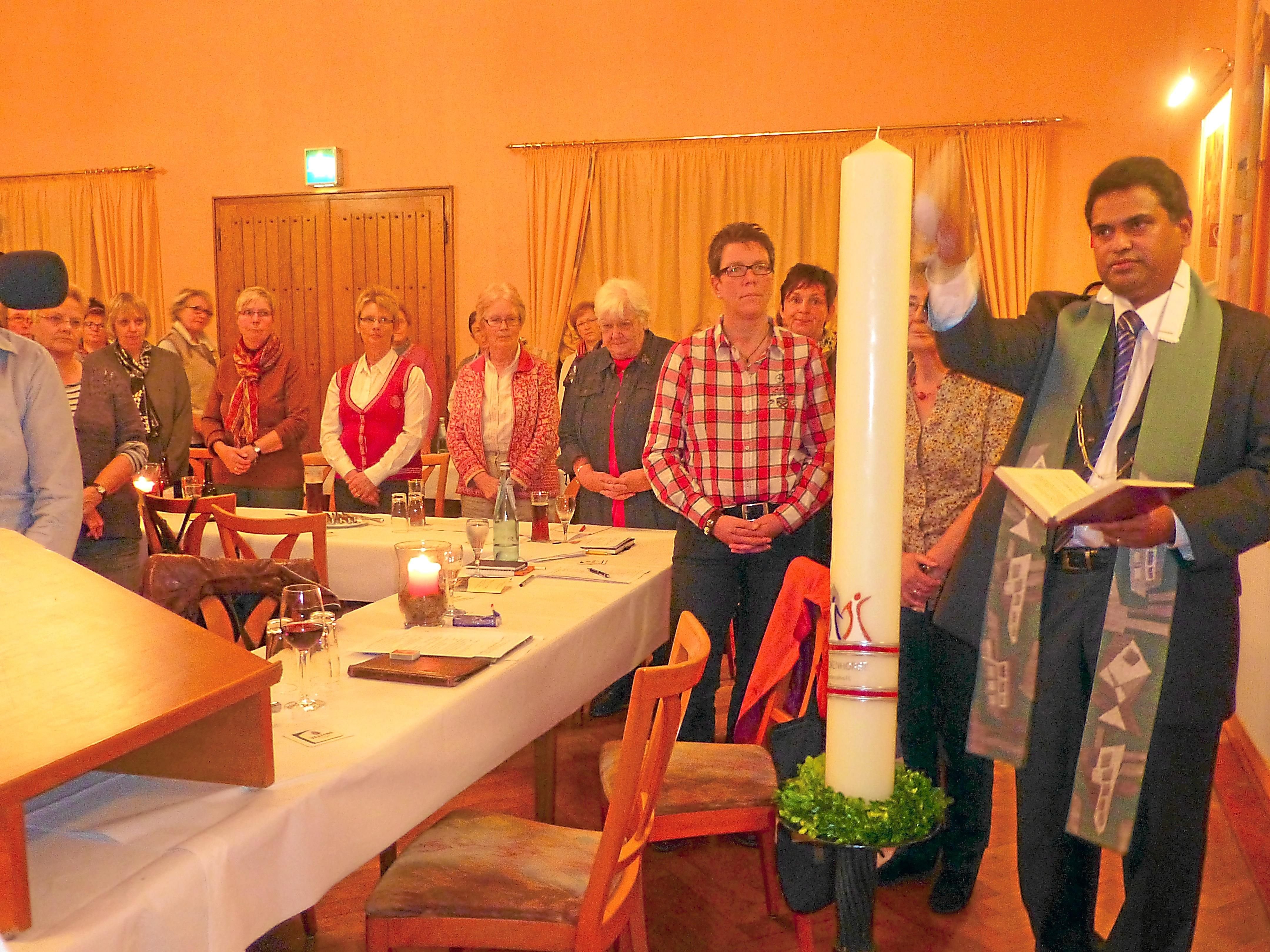 Pater Joy kehrt nach Indien zurück