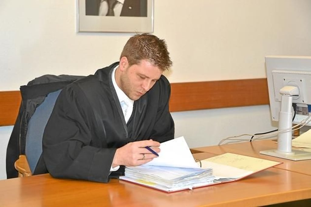 „Trümmerhaufen von Puzzleteilen“