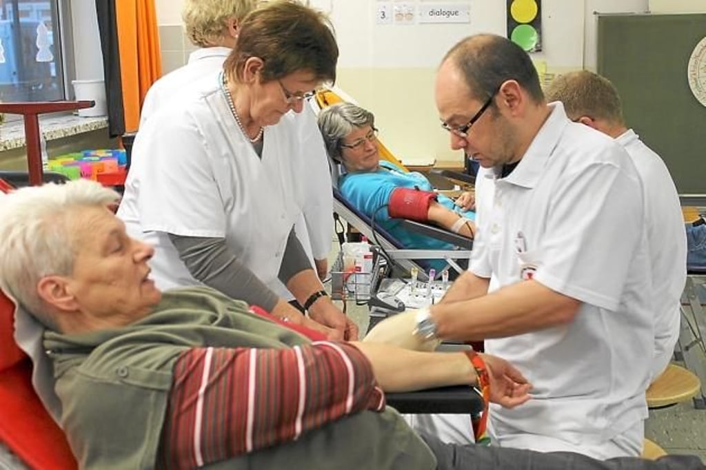 Weniger Blutspender und Helfer