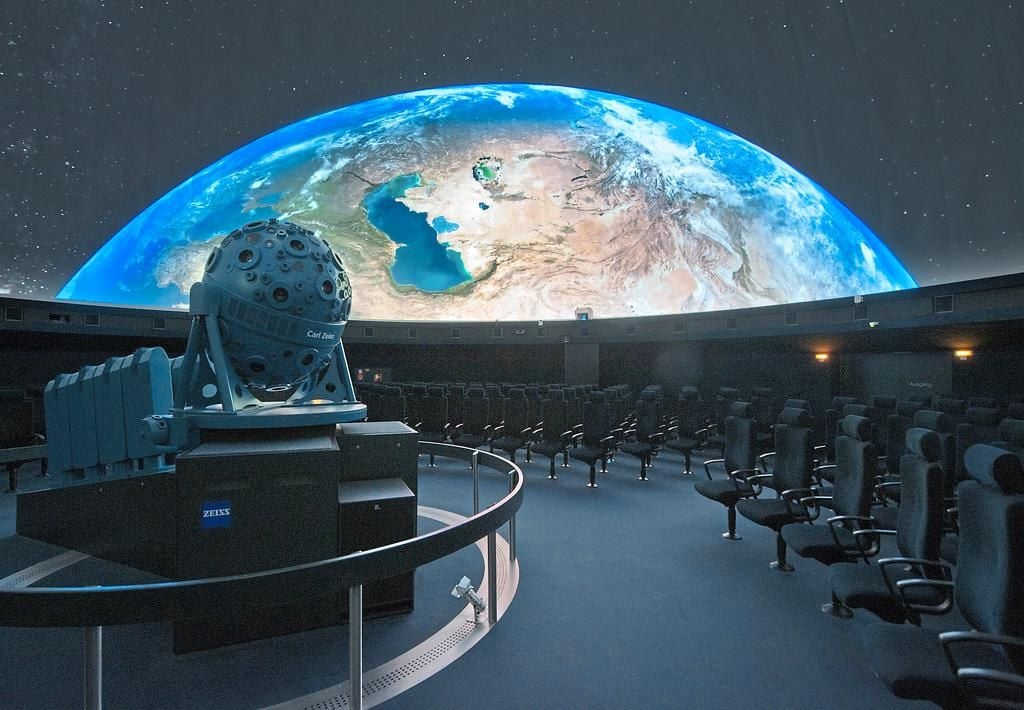 Pink Floyds Songs unter dem Sternenhimmel im Planetarium in Münster