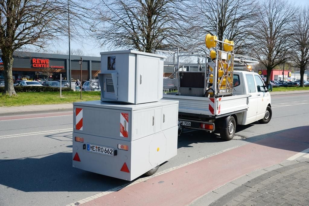 Mobiler Blitzer wieder im Einsatz