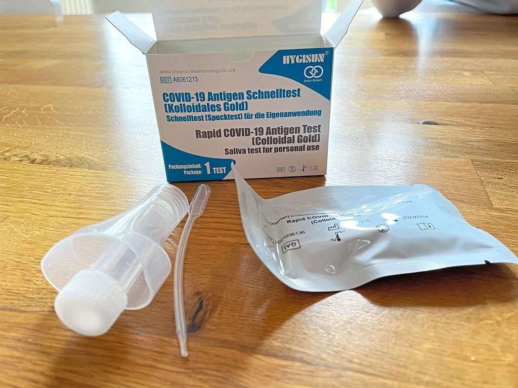 So funktioniert der Corona-Spucktest