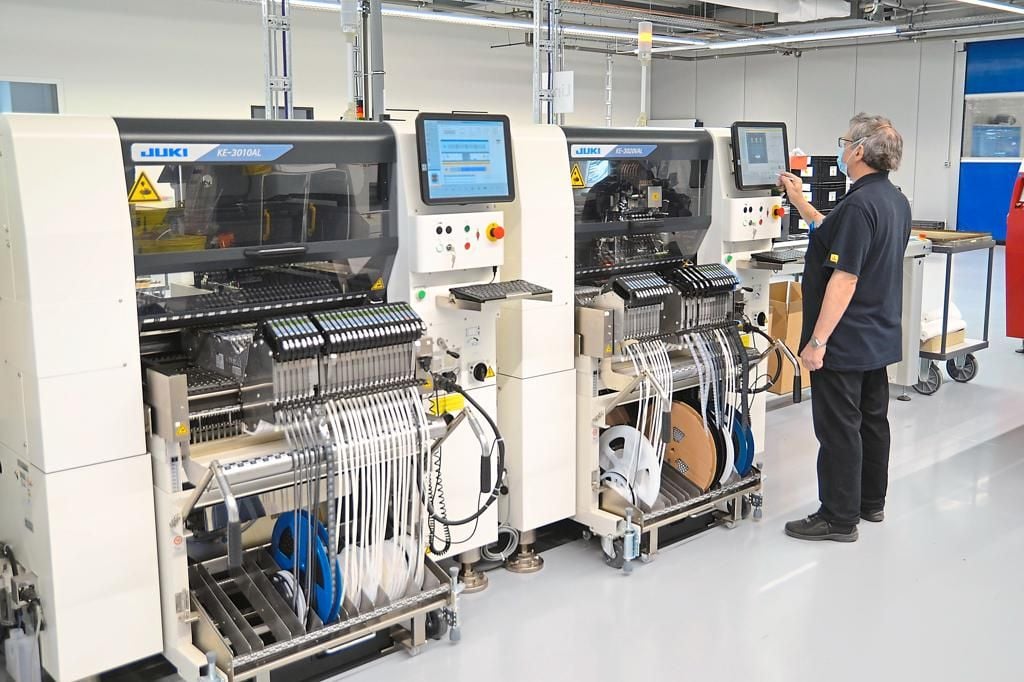 Betron wartet auf den Spatenstich