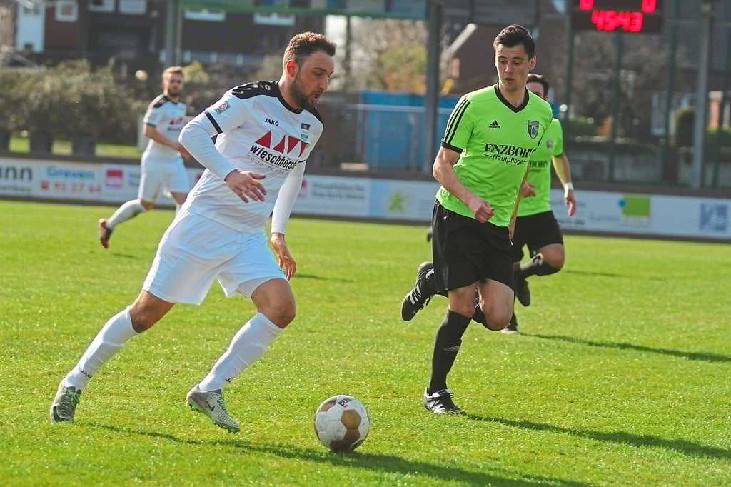 Fußballer beginnen wieder bei Null