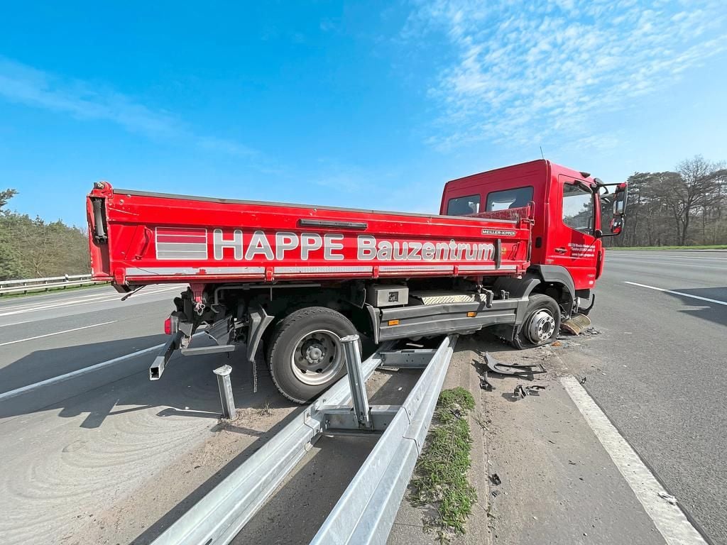 Schwerer Lkw-Unfall auf der A2