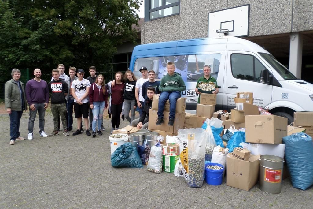 Eine Tonne Kronkorken für Lotti