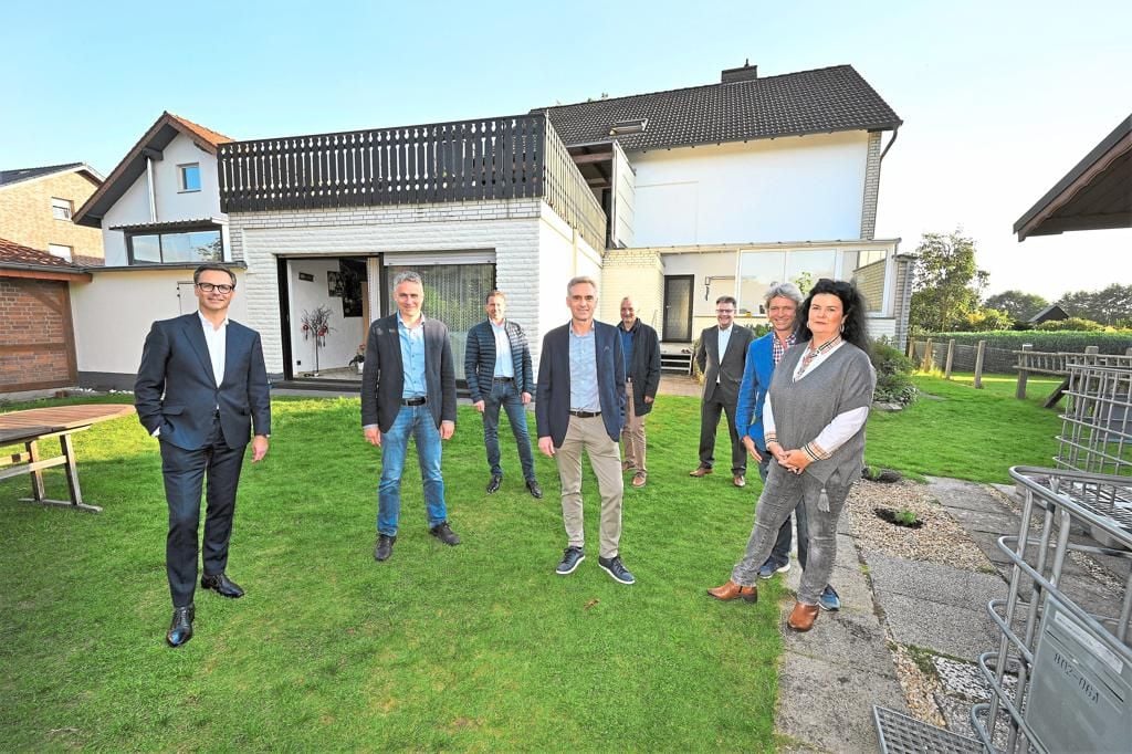 Unternehmer helfen Flüchtlingen