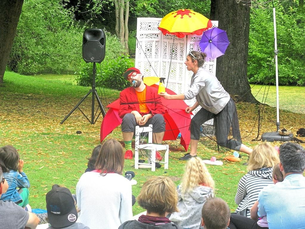 Grobian gegen feine Dame