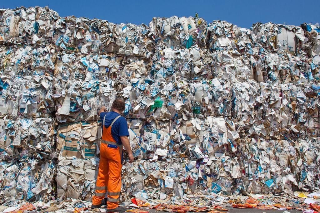 Altpapierkrise droht Müllabfuhr zu verteuern