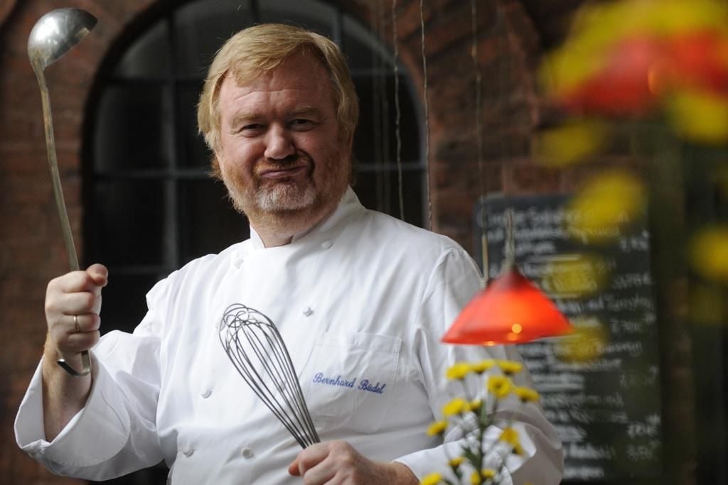 Büdel legt die Kelle zur Seite