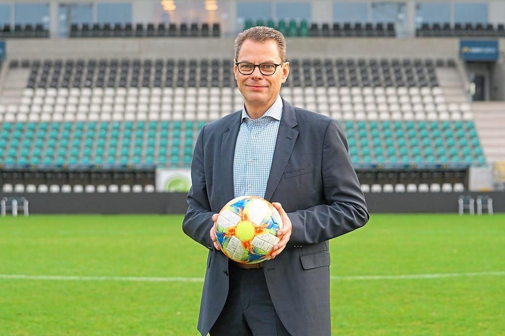 Bernd Homann als Kommunikationsprofi auf der Brücke des SC Preußen