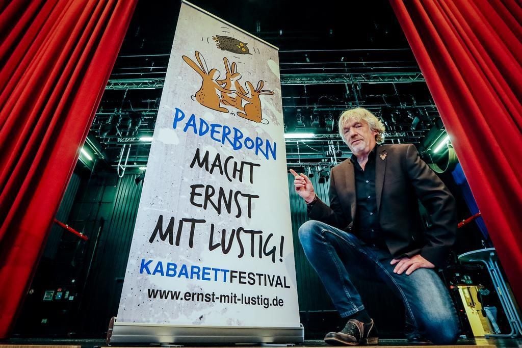 Gelacht wird später