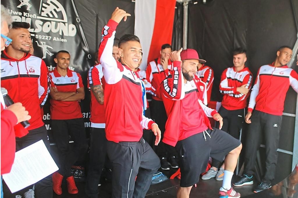 Rot-Weiß Ahlen feiert Samstag Saisoneröffnung