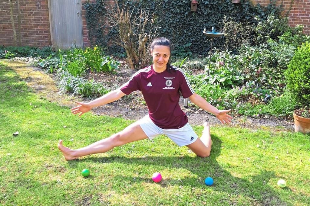 Bayern bitten Mala Grohs zum Cybertraining