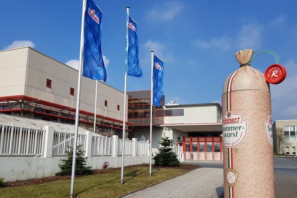 Reinert gibt Werk auf