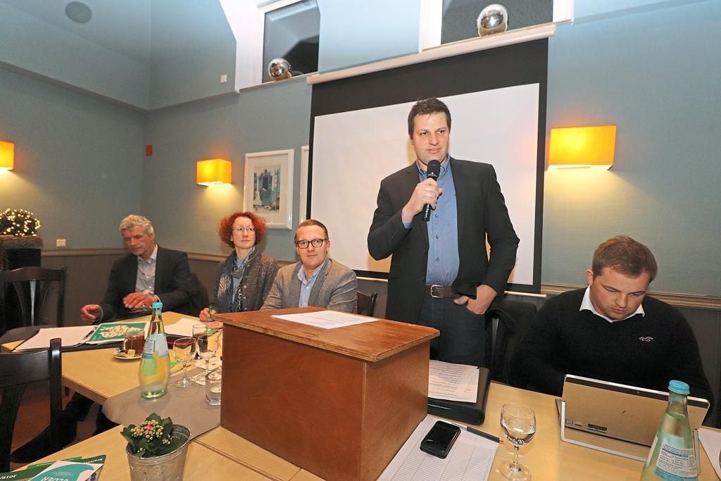 Hewing: „Ein turbulentes Jahr“