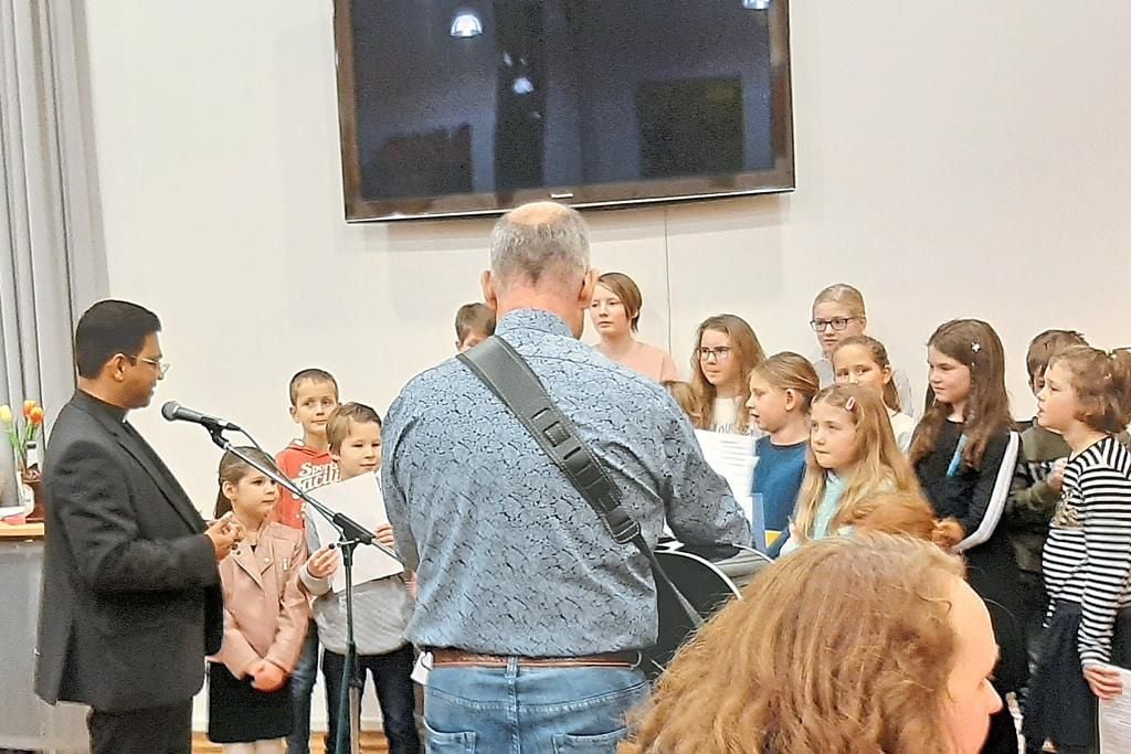 Pater Joy feiert sein Silbernes Priesterjubiläum