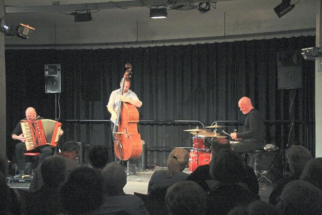 Tango-Transit rockt die Kulturschmiede