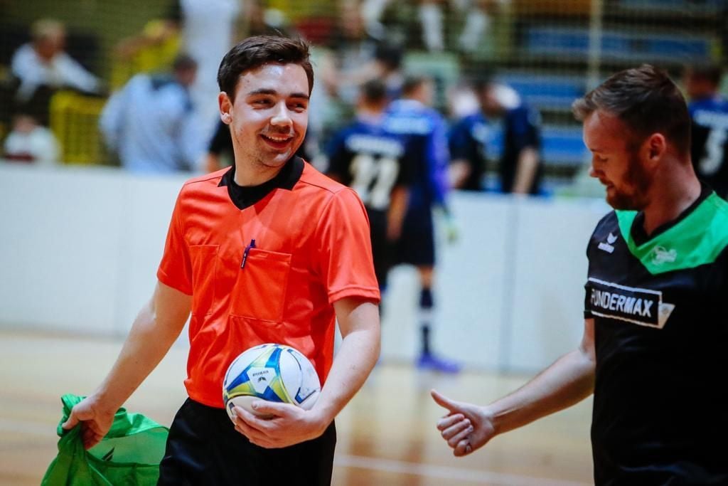 Jetzt wollen fast alle pfeifen