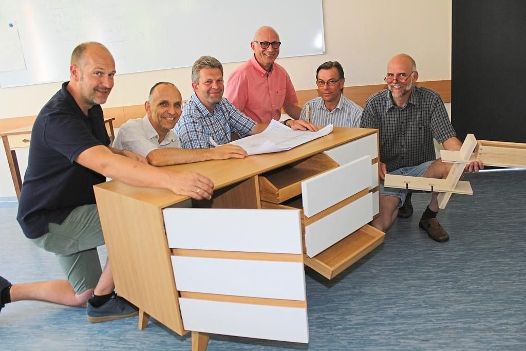 Kornkisten und fliegende Tische