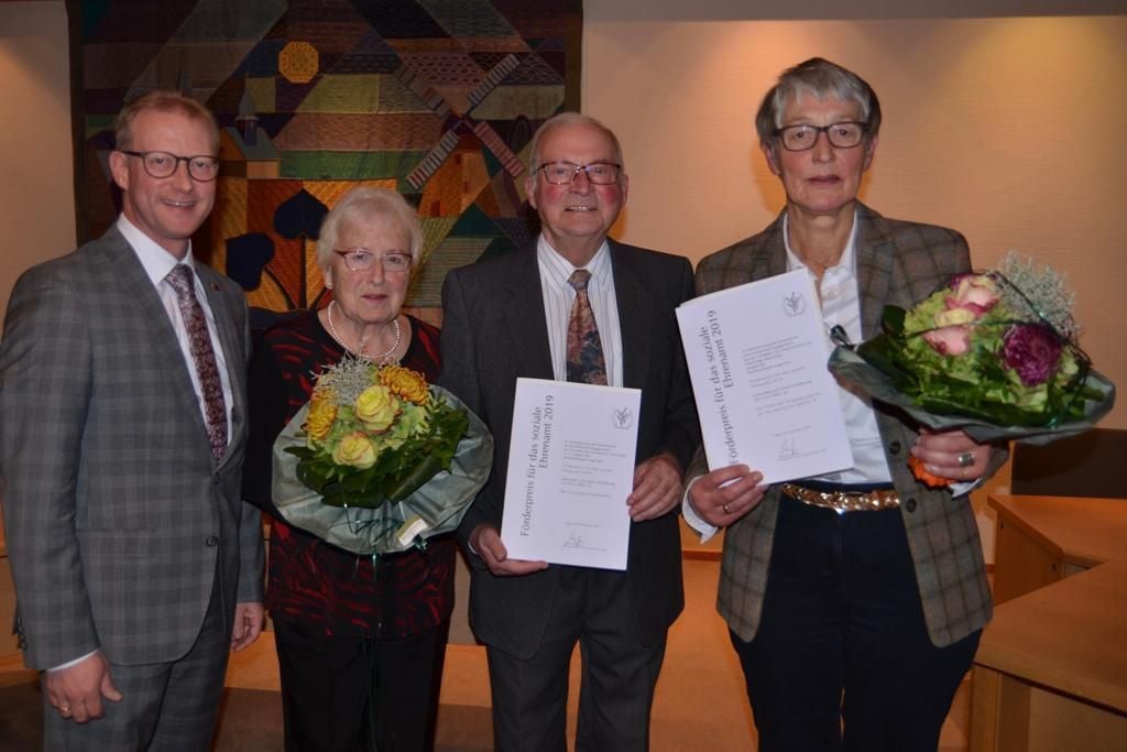 Stadt Enger zeichnet Ehrenamtliche aus