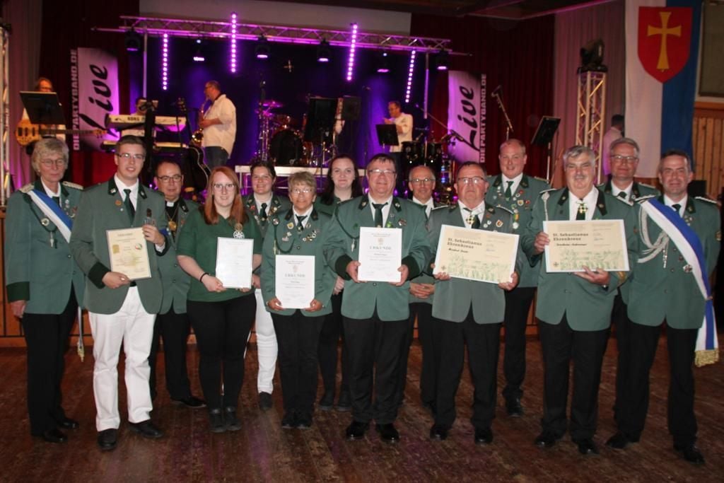 St.-Sebastianus-Ehrenkreuz verliehen