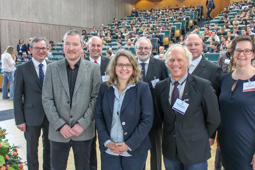 Drei-Hasen-Fenster als Rechenproblem