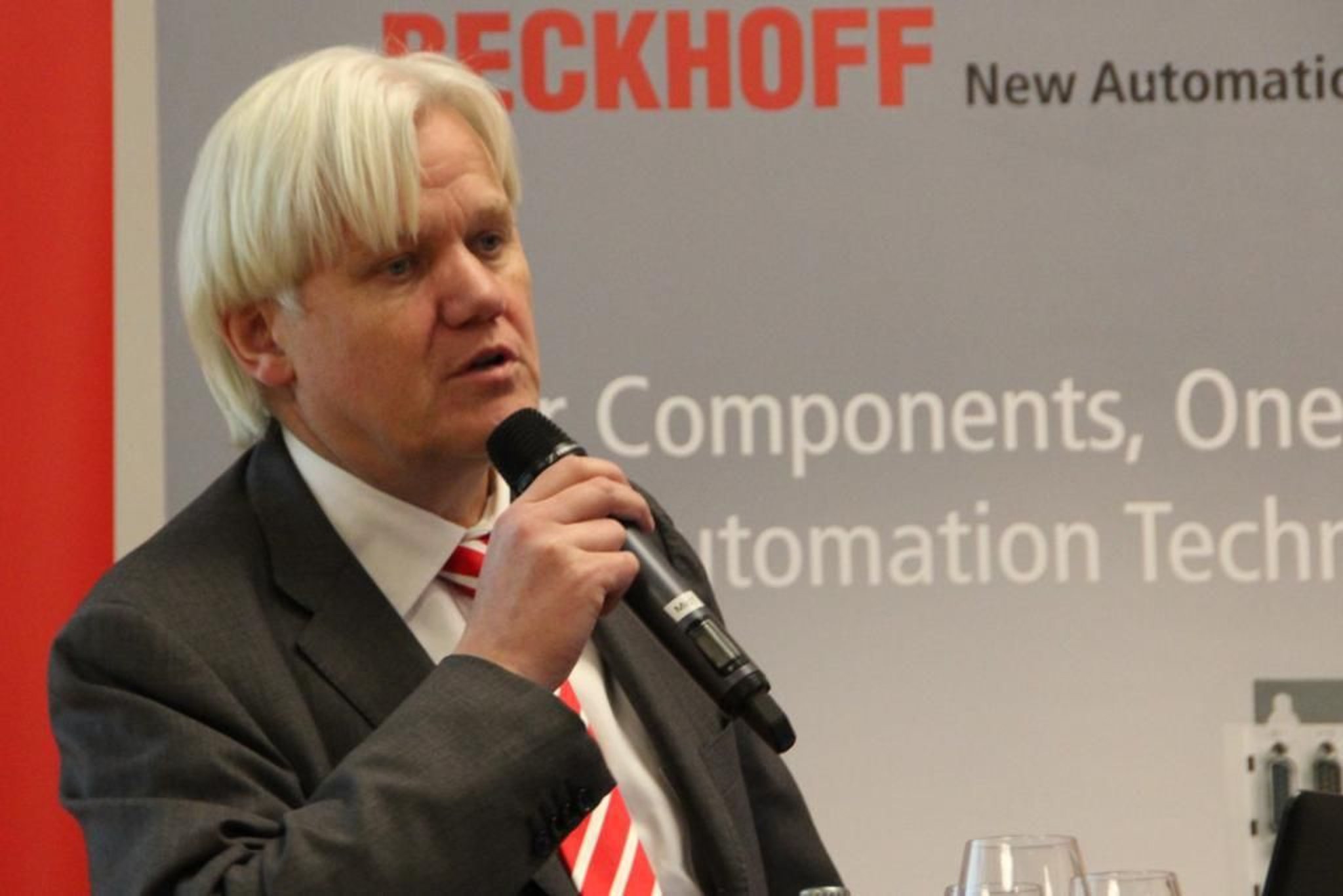 Beckhoff Automation will »Tor von Verl« bauen