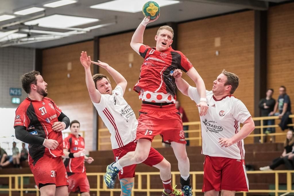 32:25 – Spvg. putzt den Primus