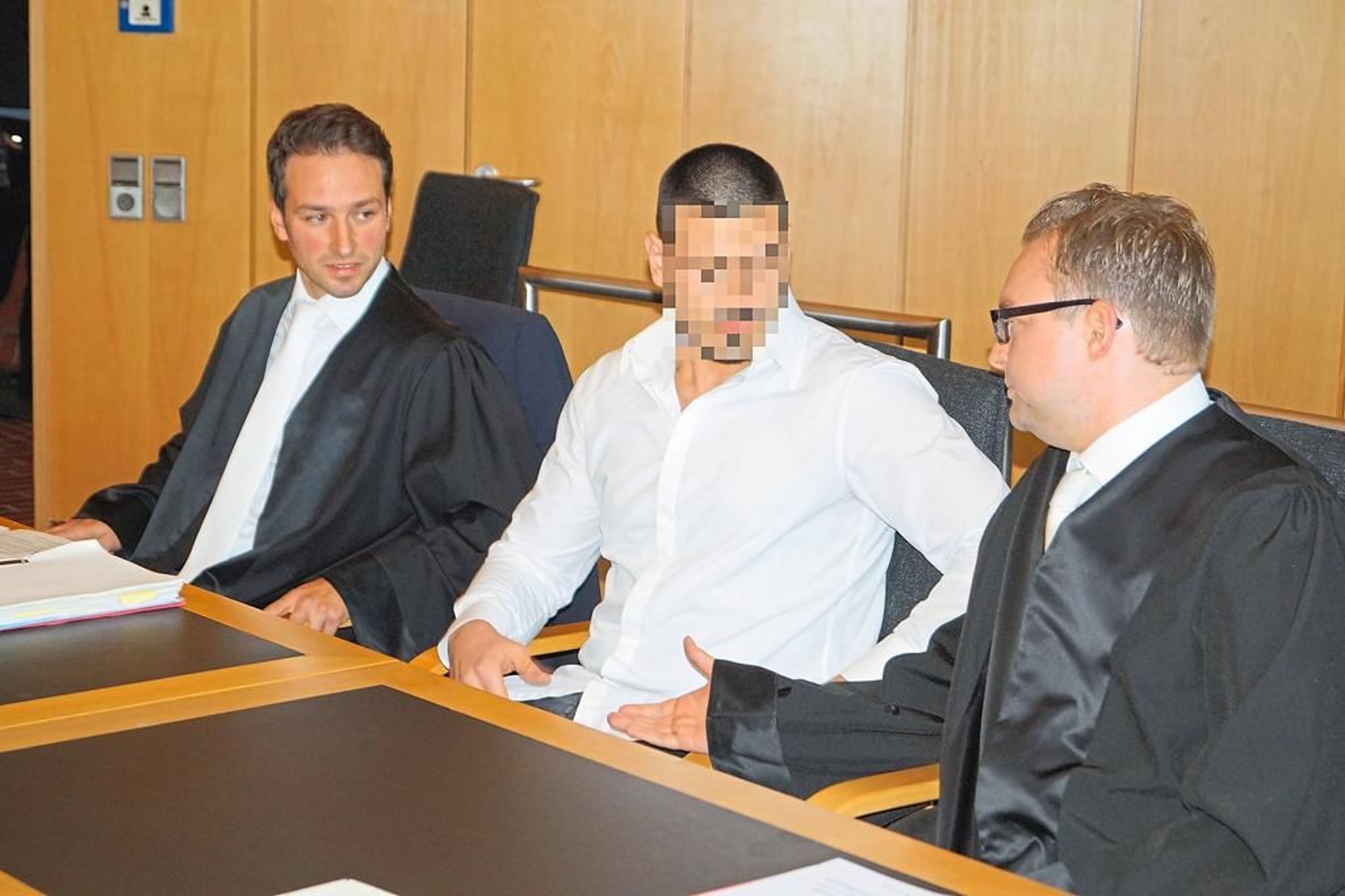 Angeklagte wollen „Verständigung“ Angeklagte wollen „Verständigung“