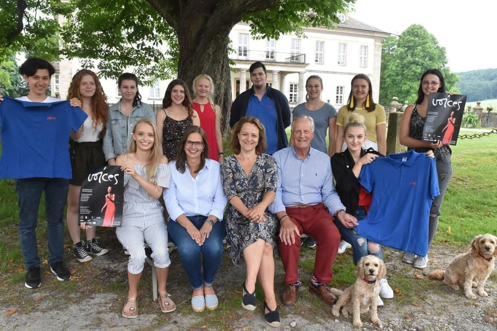 Praktikanten bei »Voices« im Einsatz