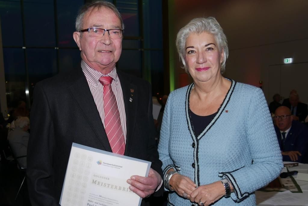 Paul Schachten erhält goldenen Meisterbrief