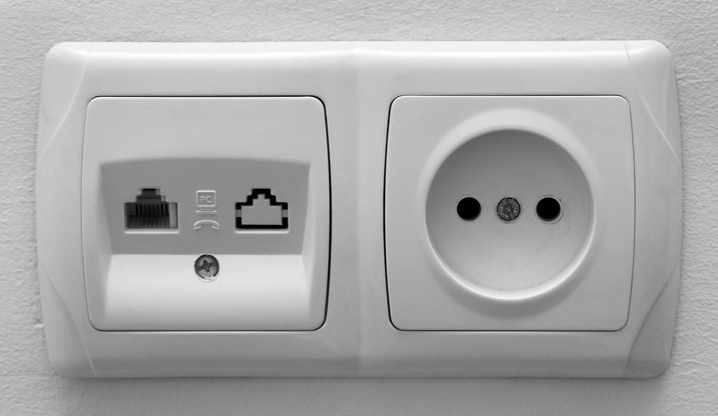 Steckdosen: Was Sie bei Kauf und Einbau beachten sollten