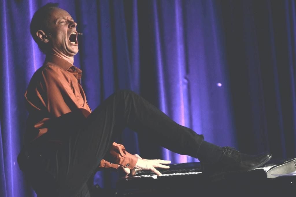 Springmäuse werden zu Marionetten