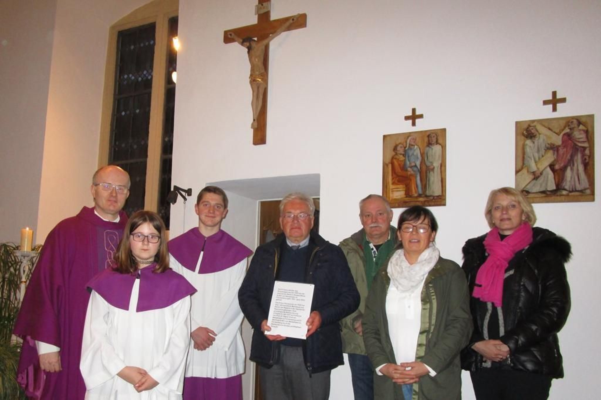 Kreuz kehrt nach Helmern zurück