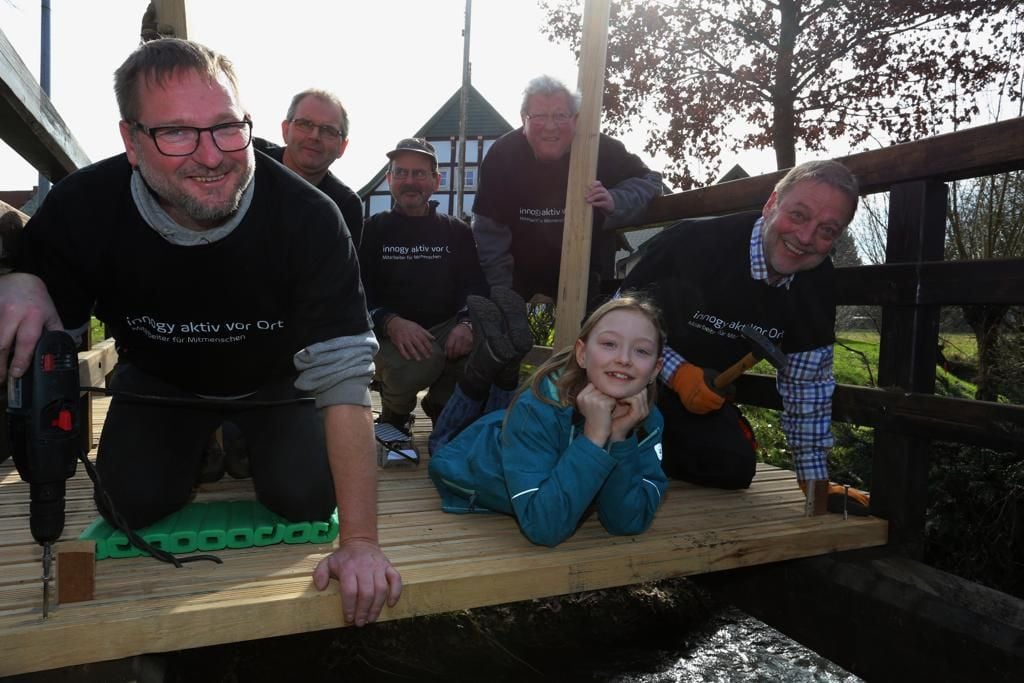 Brückenbauer am Backhaus