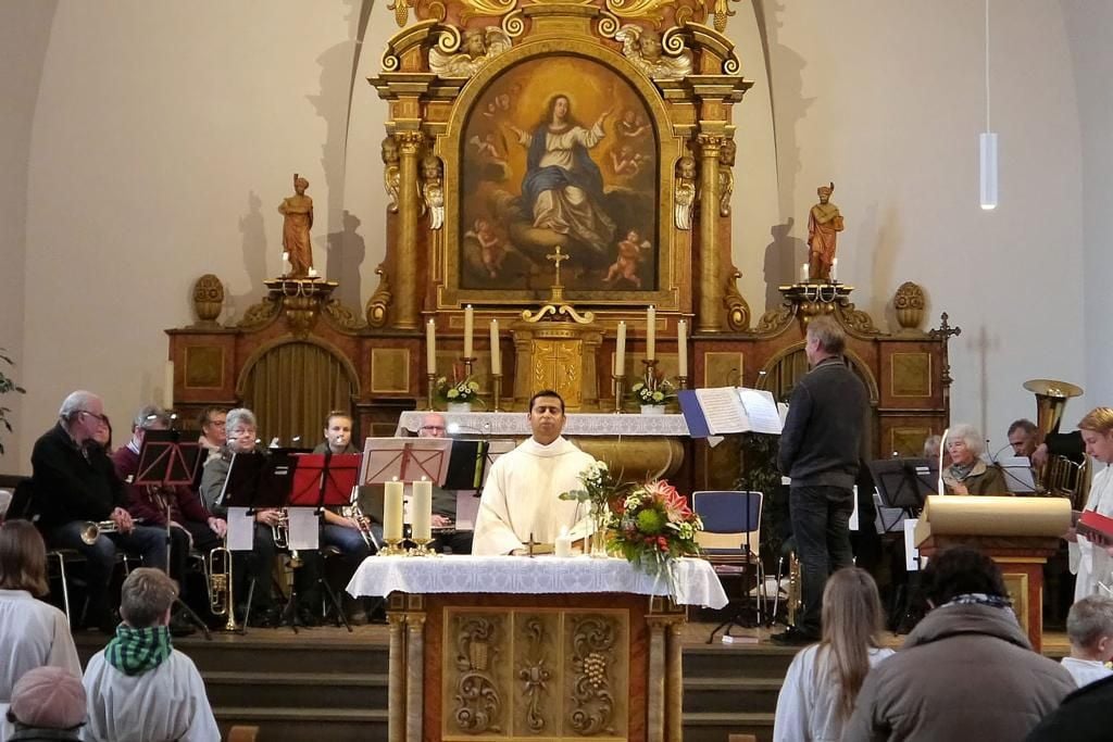 Kirche erstrahlt in prächtigem Glanz