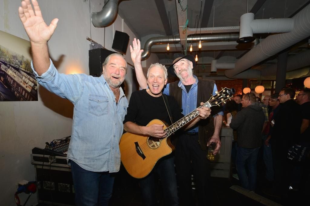 »Auch das lange Warten ist Kult«