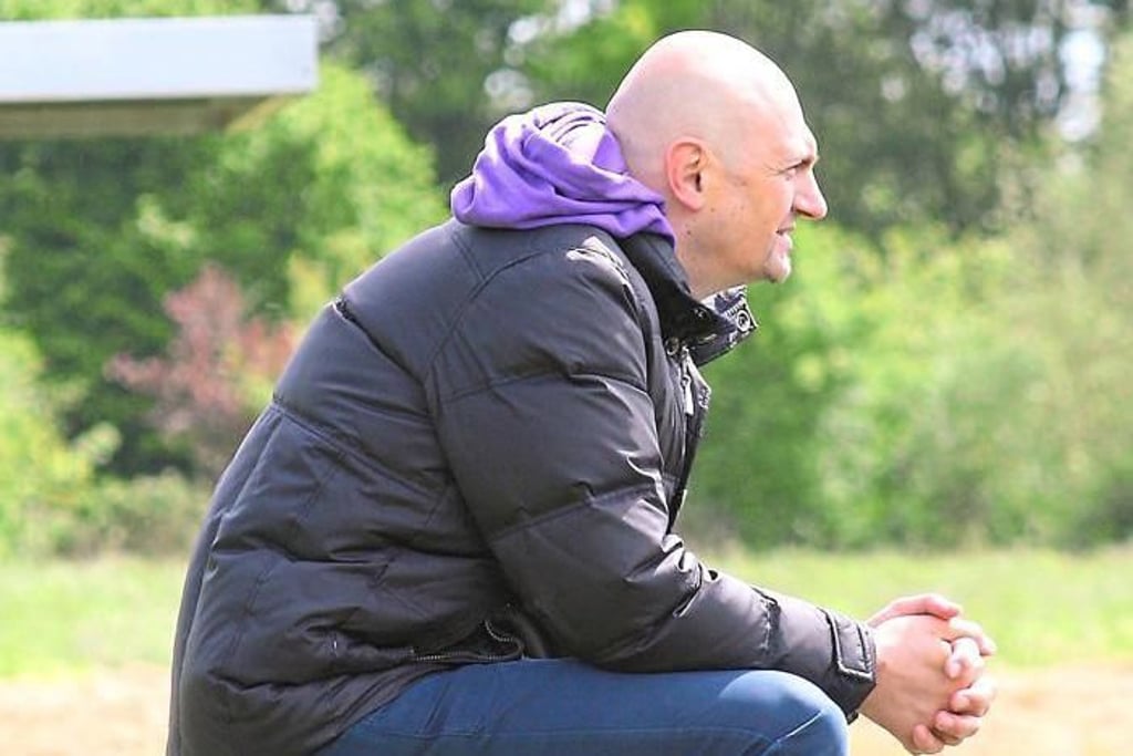 SVD-Aufstiegstrainer Ivo Kolobaric in Emsdetten zurück ins erste Glied