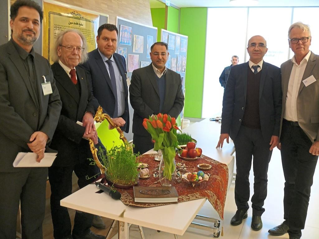 Ausstellung zur Wissenschaftskooperation mit dem Iran