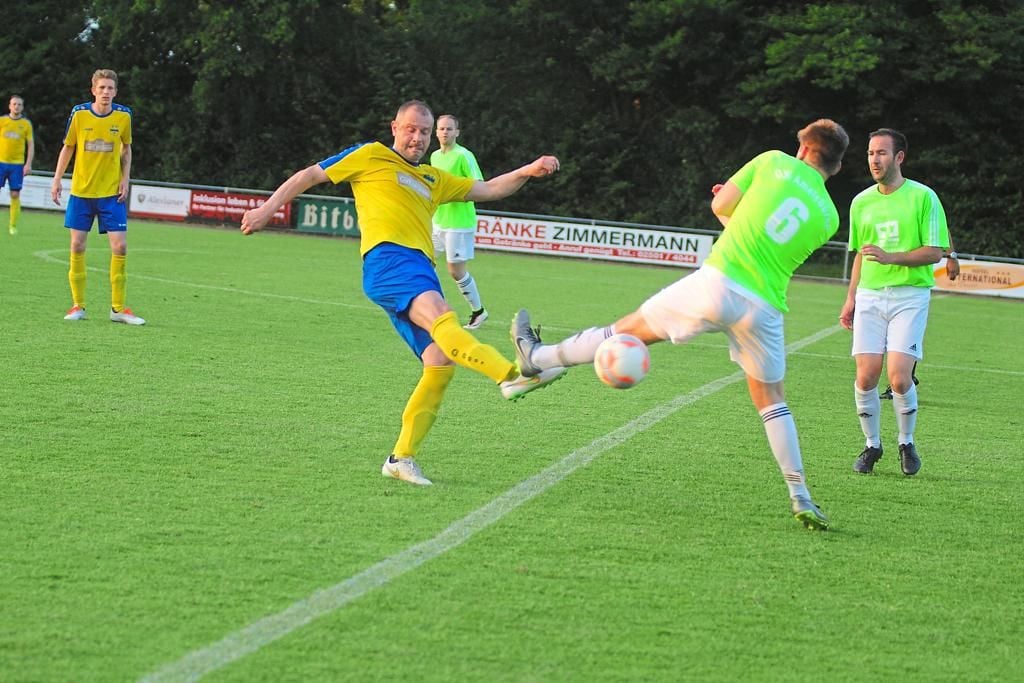 Gimbte müht sich zu einem Punkt